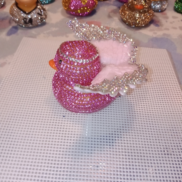 Taz's Trays | Accents | New Custom Made Bling Angel Ducks For J33p ...